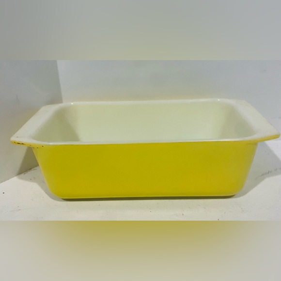 Pyrex | Kitchen | Vintage Pyrex 93 Buttery Yellow Loaf Pan Mid Century ...